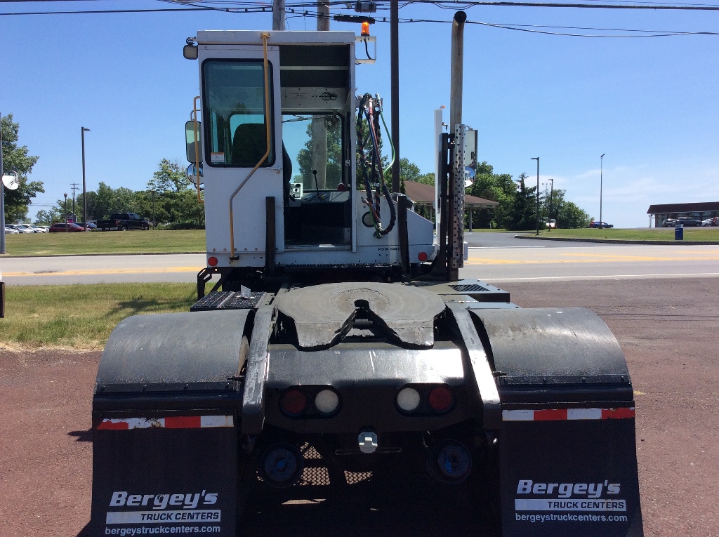 2014 Capacity SABRE - Bergey's Truck Centers: Medium & Heavy Duty ...