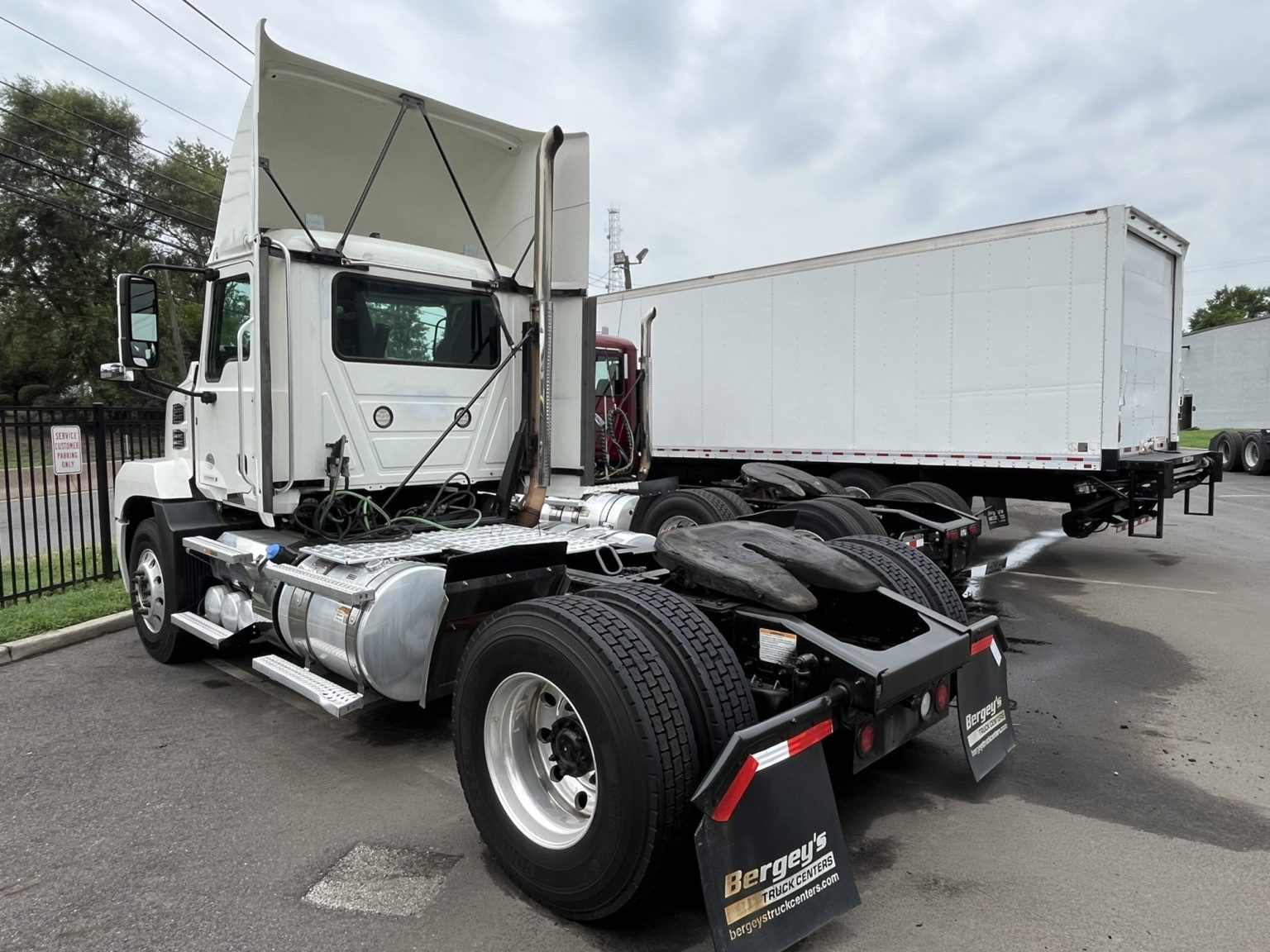 2019 MACK AN42T - Bergey's Truck Centers: Medium & Heavy Duty ...