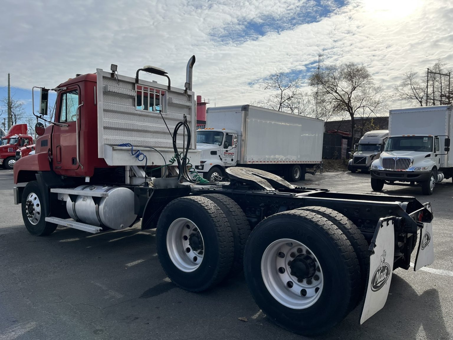 1999 Mack CHU613 - Bergey's Truck Centers: Medium & Heavy Duty ...