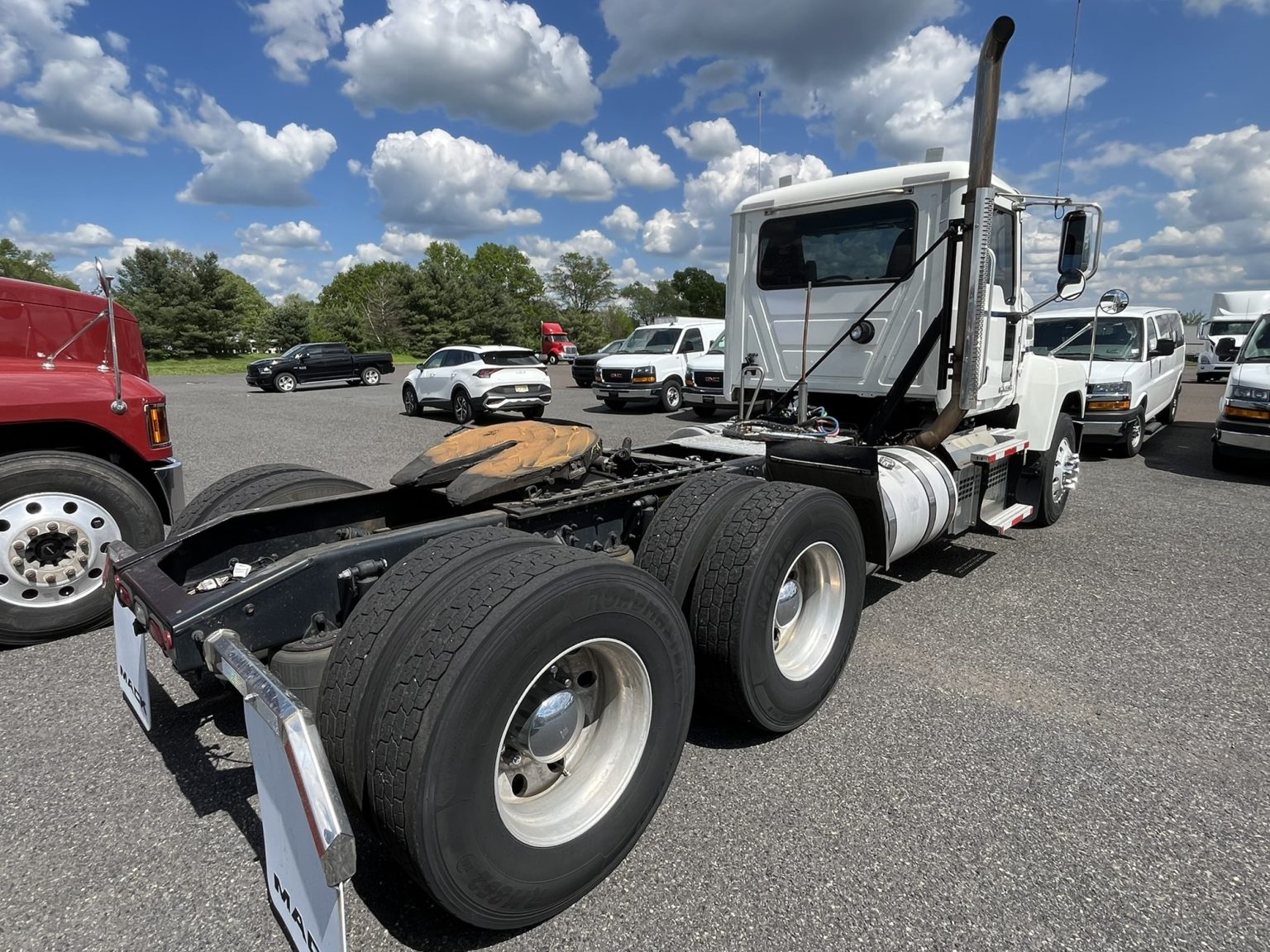 2018 MACK CHU613 - Bergey's Truck Centers: Medium & Heavy Duty ...