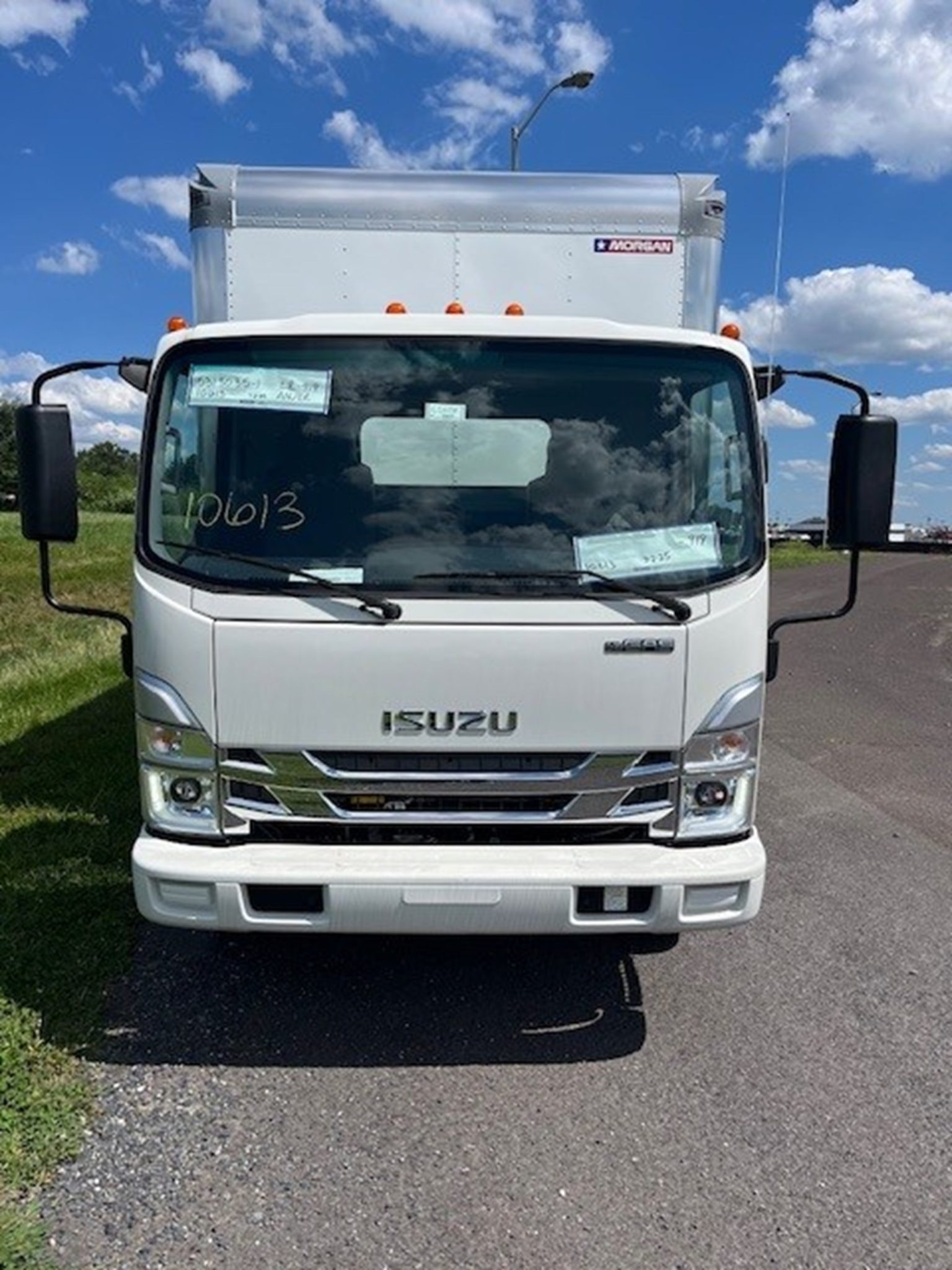 2024 ISUZU NPR HD GAS - Bergey's Truck Centers: Medium & Heavy Duty ...