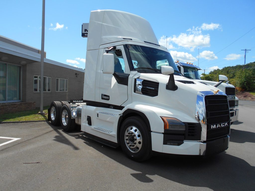 2026 MACK Pioneer - Bergey's Truck Centers: Medium & Heavy Duty ...