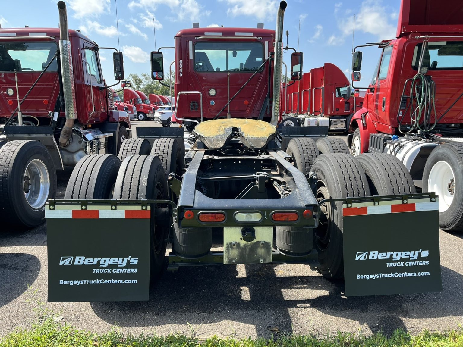 2020 MACK AN62T - Bergey's Truck Centers: Medium & Heavy Duty ...