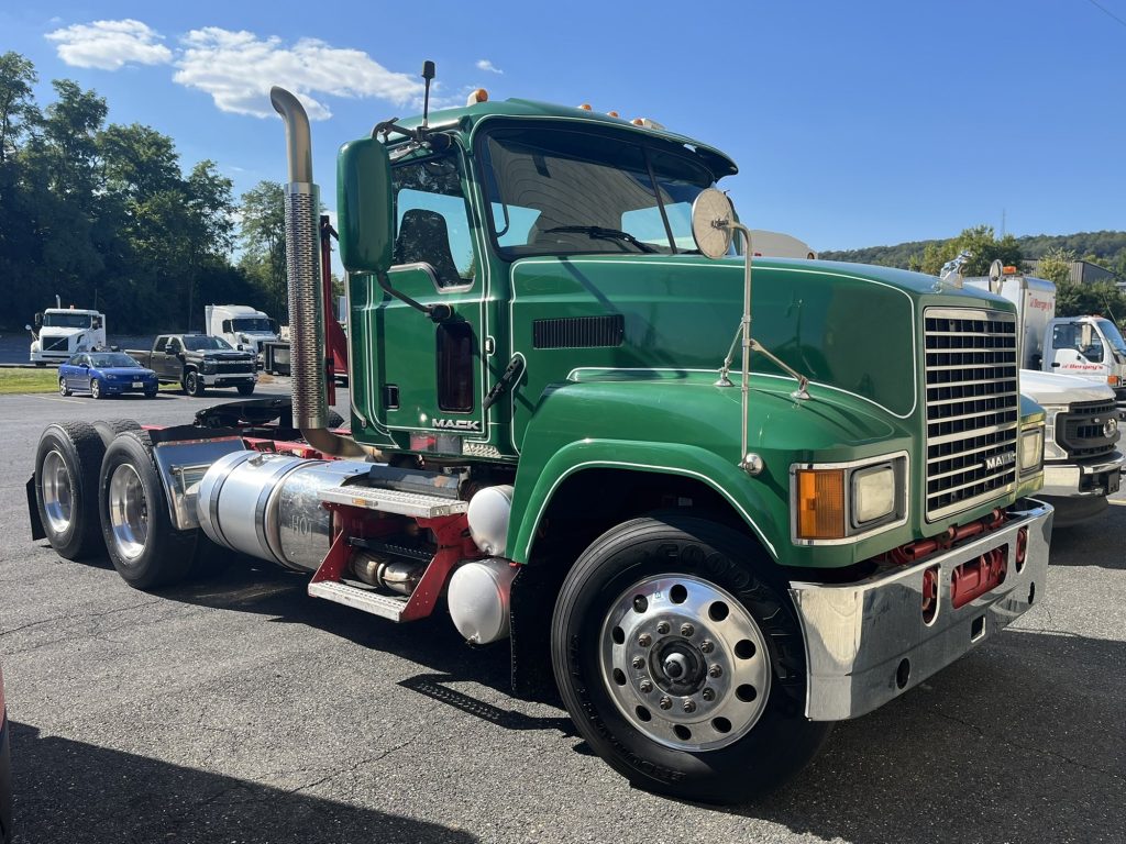 2016 MACK CHU613 - Bergey's Truck Centers: Medium & Heavy Duty ...