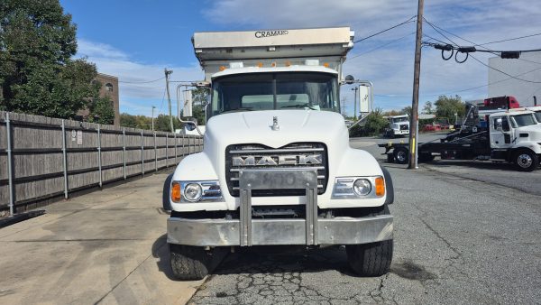 2003 MACK 700 - Bergey's Truck Centers: Medium & Heavy Duty Commercial ...