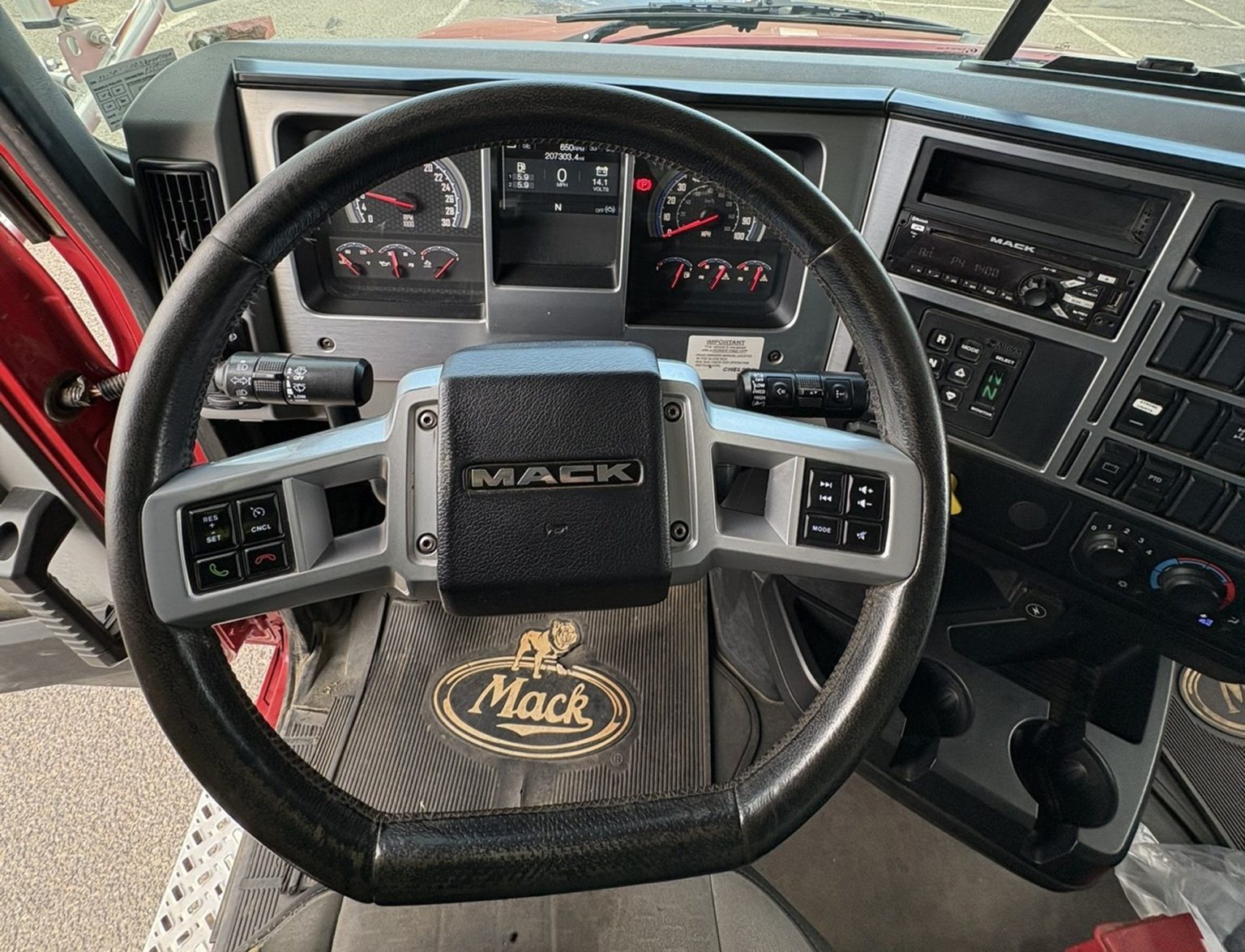 2019 MACK GR64F - Bergey's Truck Centers: Medium & Heavy Duty ...