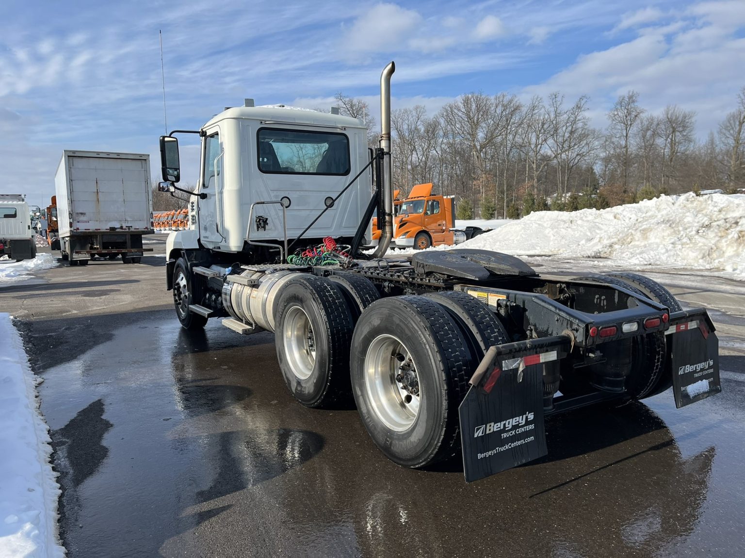 2020 MACK AN64T - Bergey's Truck Centers: Medium & Heavy Duty ...